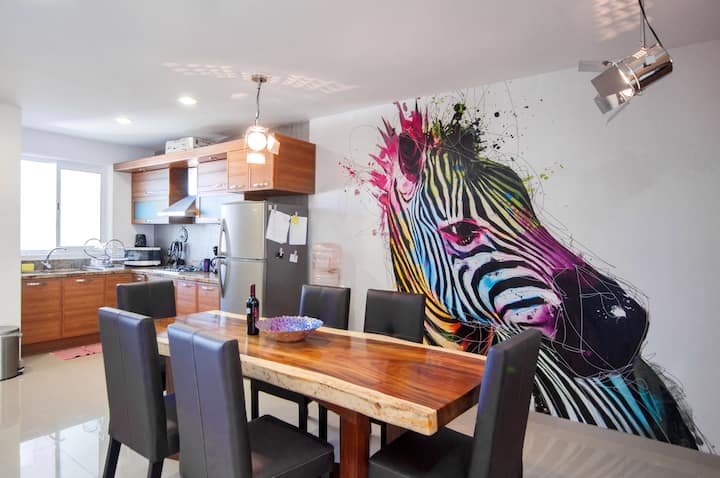 Welcome To Pincher - The Grown Up Loft - Messico