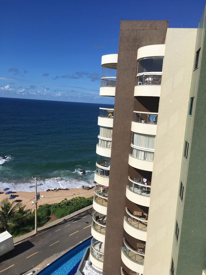 Praia Do Buracão Rio Vermelhoquarto/sala Mobiliado - Salvador