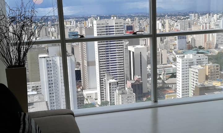 Linda Acomodação - ÚLtimo Andar - Curitiba
