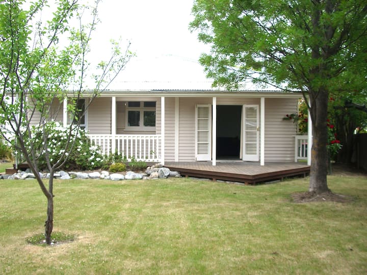 Character Cottage - Central Twizel - Twizel