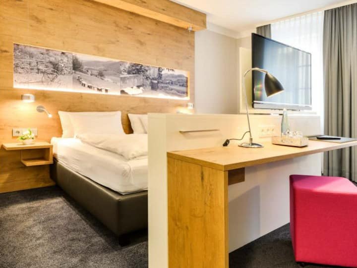 Hotel Restaurant Sonne, (Gengenbach) - Offenburg