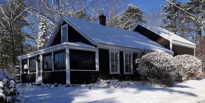 Ragged & Mount Sunapee Are Just Minutes Away. - Winslow State Park, Wilmot