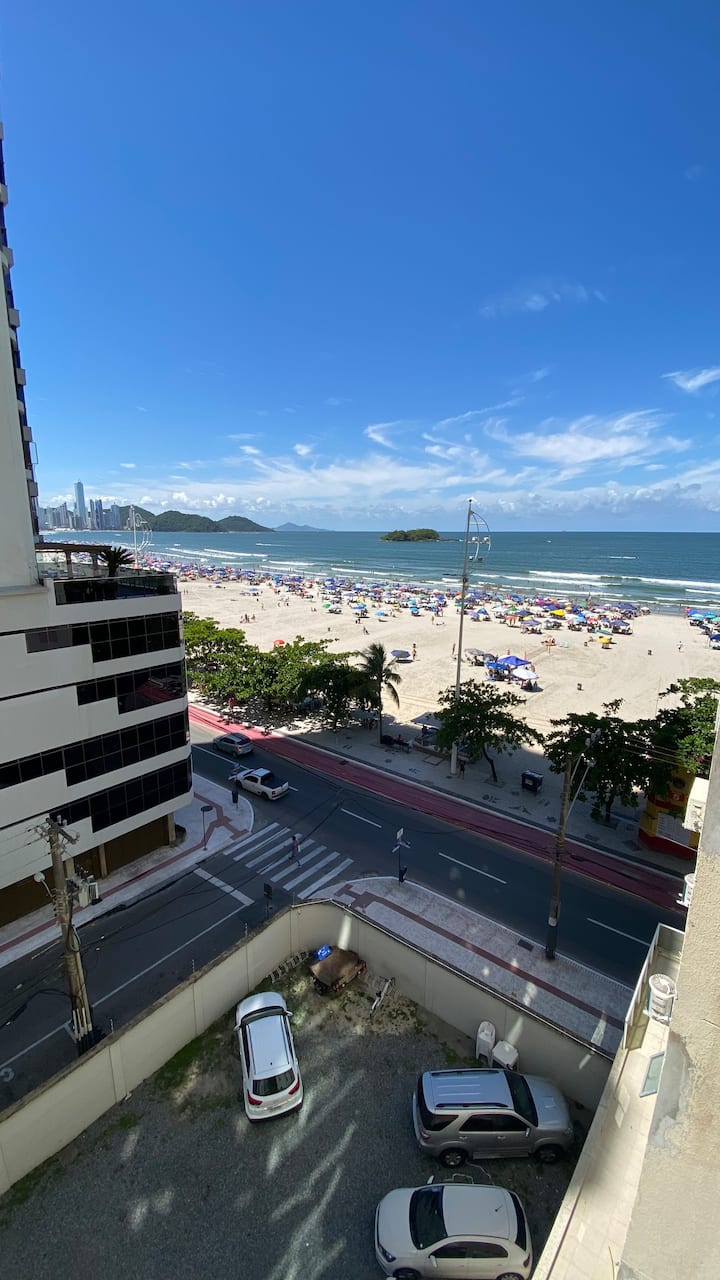 Prédio Frente Mar Com Excelente Vista - Balneário Camboriú