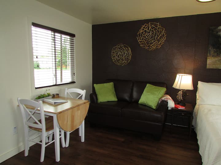 Superior Bay Boutique Motel Unit #10 - Duluth, MN