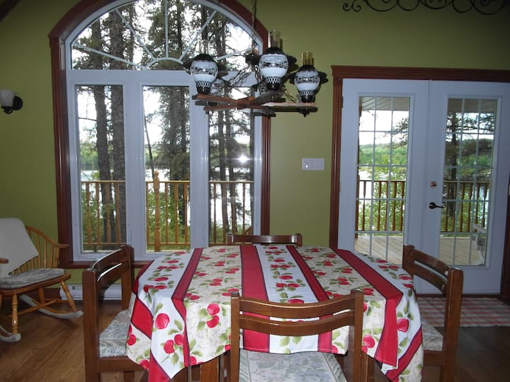 Vue Magnifique Sur Le Lac & Confort - La Tuque