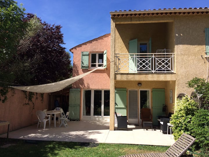 Semi-detached House With Pool In Residence - Valbonne