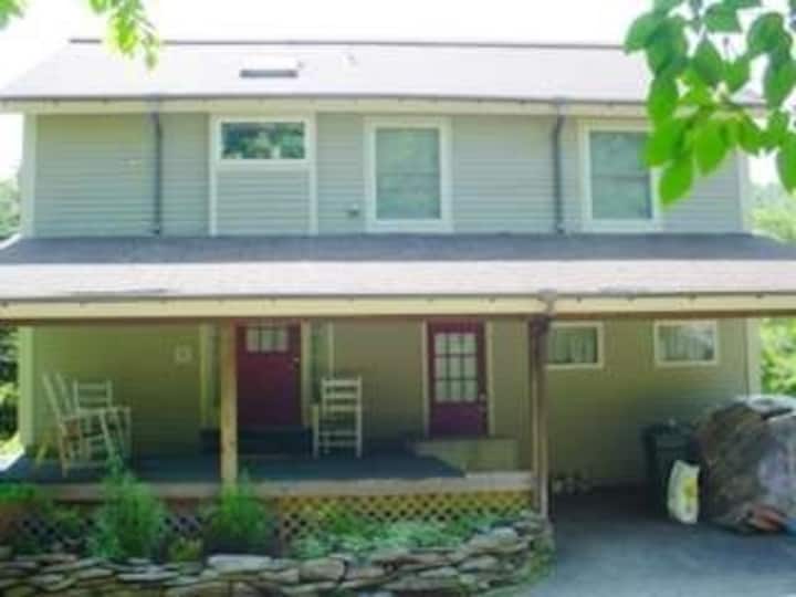 Vermont Getaway! Great Spot For The Horse Show - Manchester, VT