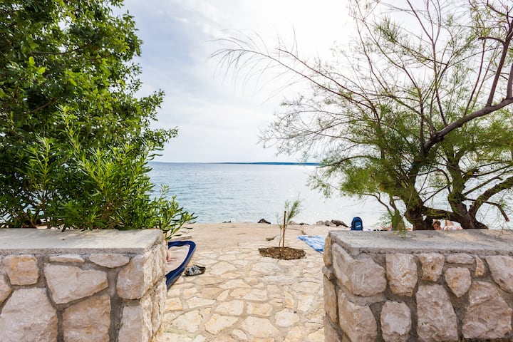 Apartments Filip-pine - Novalja