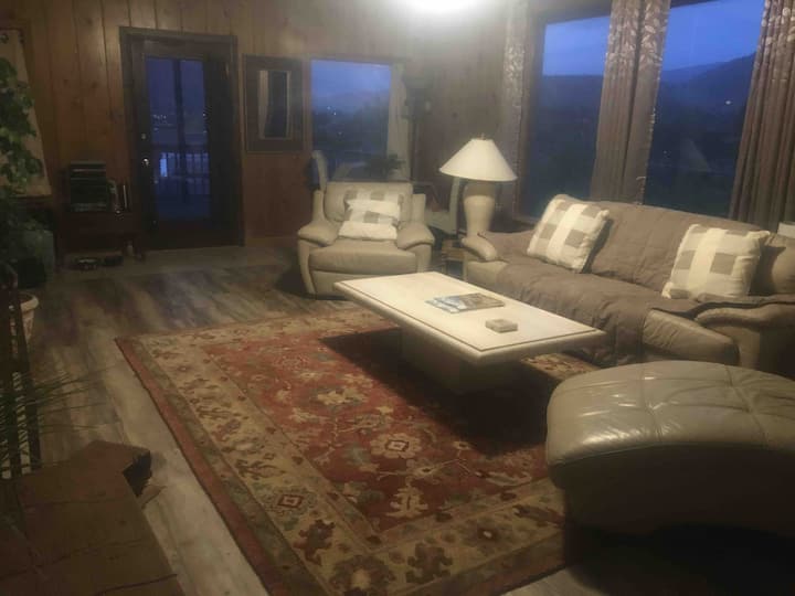 Charming 3/2 Hill House Betw Glenwood & Carbondale - Glenwood Springs, CO