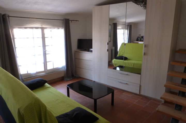 Grand Studio Type Loft  à 10mn Des Plages - Antibes