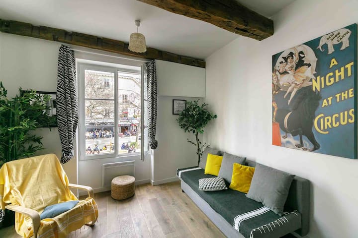 Maison, Climatisée, Centrale Et Réversible - Paris 7e Arrondissement