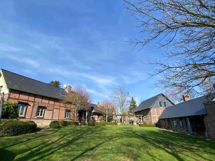 Maison De Charme En Normandie, Au Pays Du Bray - Gournay-en-Bray