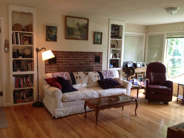 Perfect Haven For Artsy Minded Folks, Rm# 2 - Boise, ID