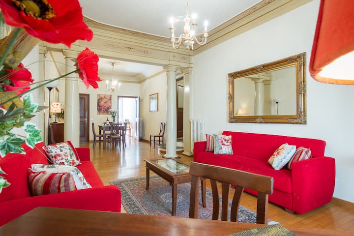 Nice Apartment A Few Step Away From Santa Croce - Florence