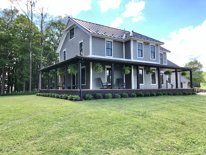 The Bailey House - Davenport, NY