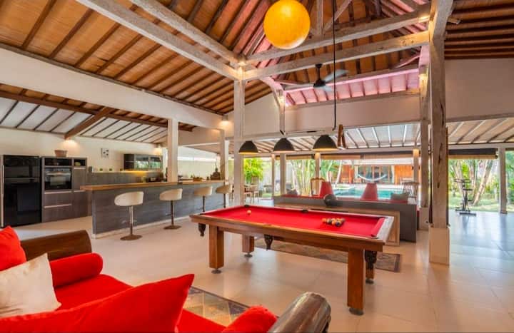 Villa Nyanyi Modern & Rustic - Tabanan