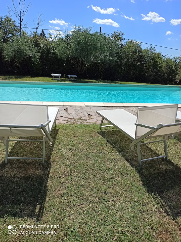 Grande Tenuta Con 2 Piscine, 8 Camere 7 Bagni - Siena