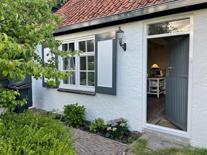 Lovely Summer Home In Zeeland - Aagtekerke