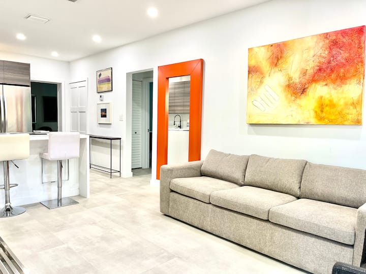 Casa Now:  North Of Wynwood Rental Flat - Miami, FL