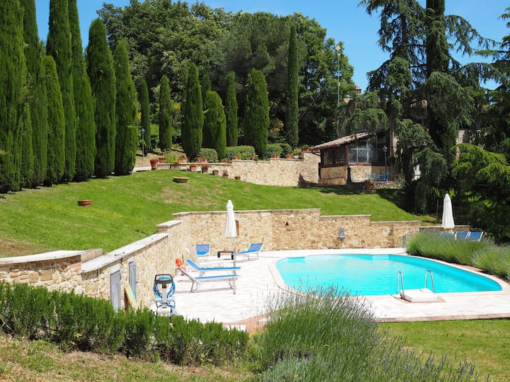 Agriturismo Sassi Bianchi  Per 20 Persone - Volterra