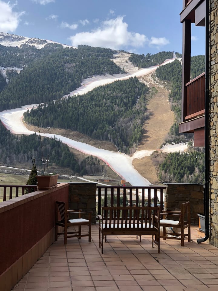 Soldeu Holiday Rentals & Homes - Canillo, Andorra | Airbnb