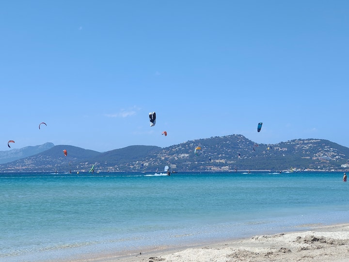 Chambre Climatisée Proche Du Centre Et De La Plage - Ollioules