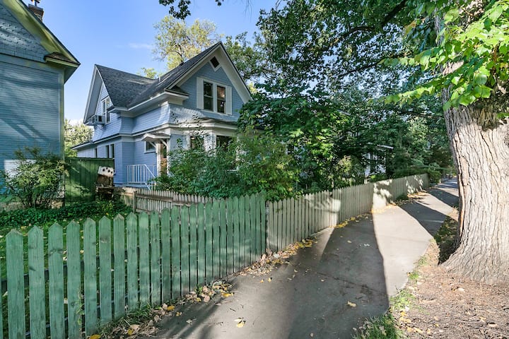 Private 2nd Floor Apt Victorian Home East Downtown - Boise