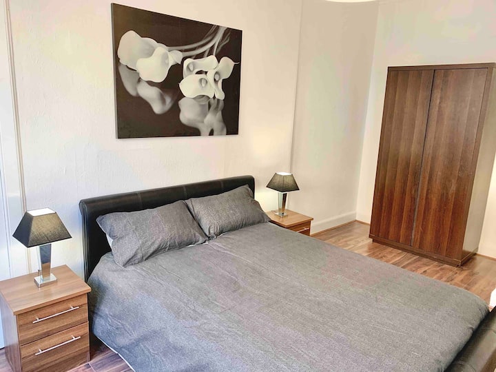Central Apartment In Edinburgh In Perfect Location - Edinburgh