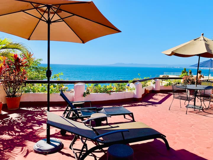 Romantic Zone-los Muertos Beach Steps Away - Puerto Vallarta