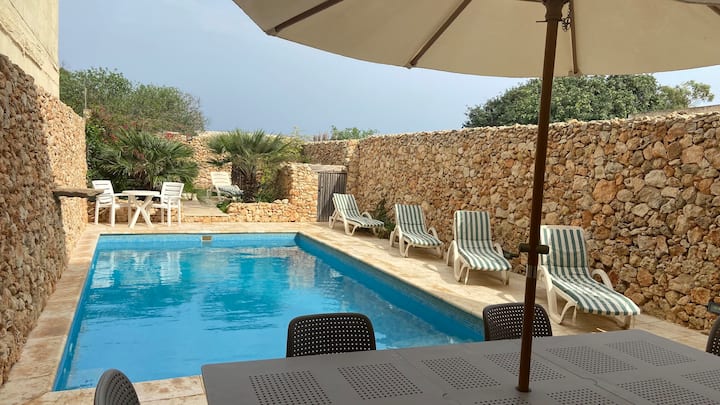 4 Bedroom Farmhouse With Private Pool - Malta