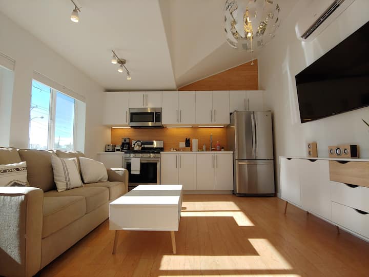 Lil Hickox: New Relaxing Modern. Walk To Railyard - Santa Fe, NM