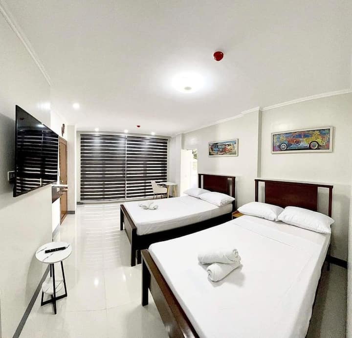 Supreme Double Bed With Pool - Binmaley
