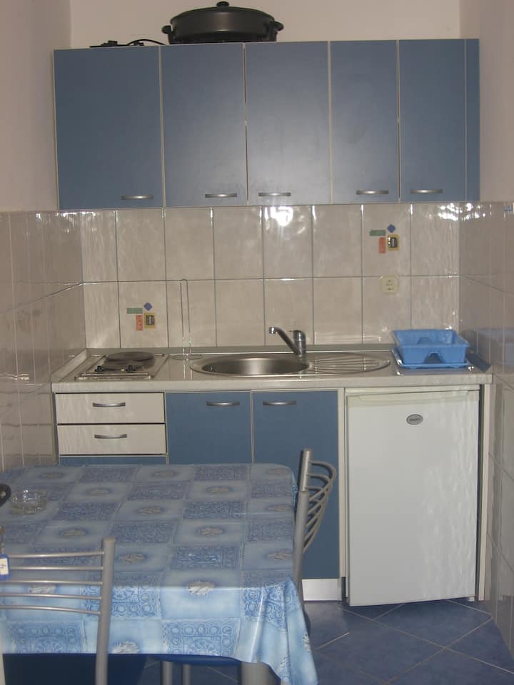 Blue App4 Marija Palaversić Jelsa - Jelsa