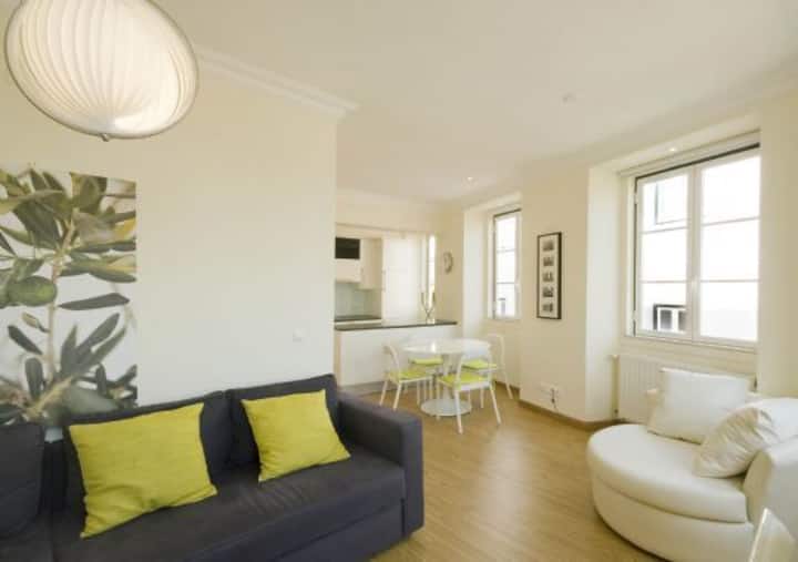 Chiado-nice View & Perfect Location - Lizbon