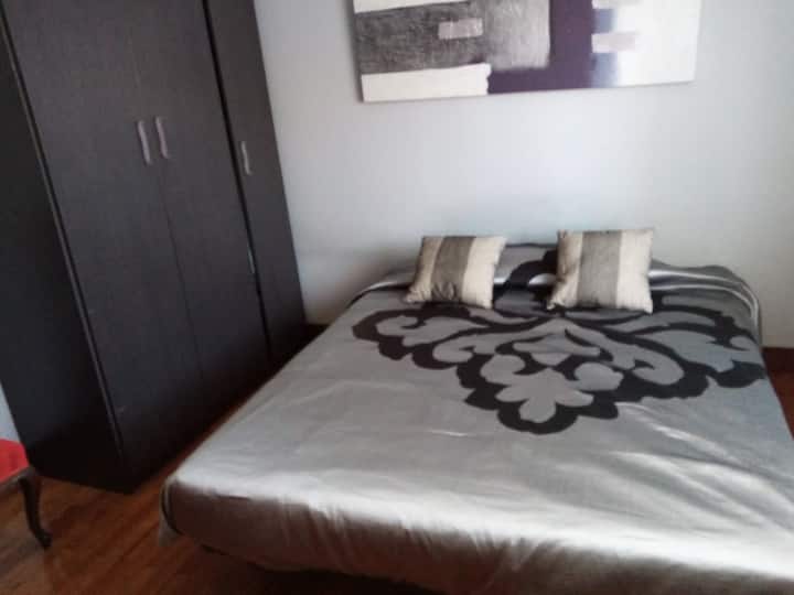 Cómoda Habitación Doble En El Centro De Irún - Hondarribia