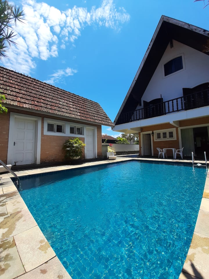 Casa Em Ubatuba (Itaguá) Com Piscina - Ubatuba