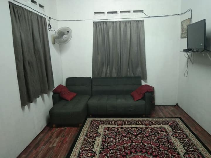Lieyzah Homestay - Kuala Rompin