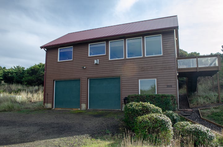 Driftwood Loft - Waldport, OR