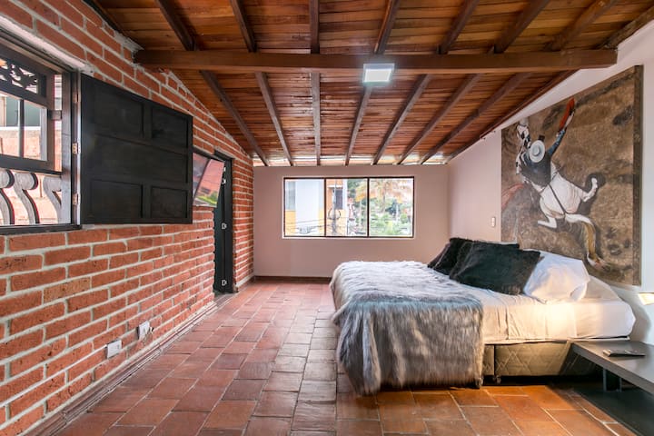 Lovely Newly Renovated 2-bedroom Apartment - Colombie