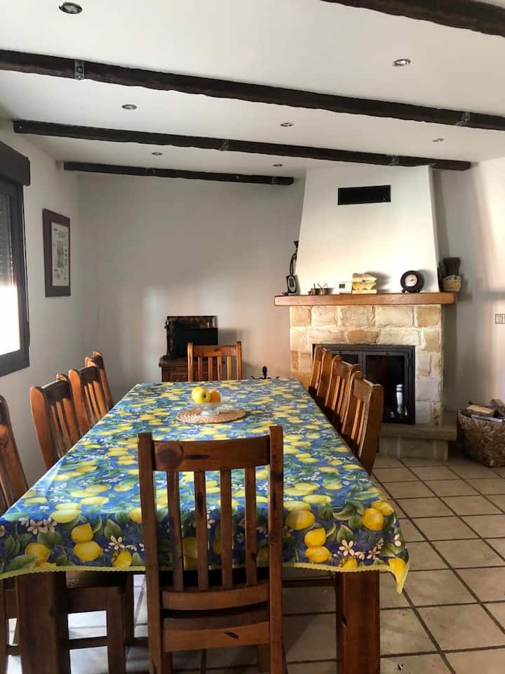 Casa Familiar  Con Increibles Vistas En Islallana - La Rioja