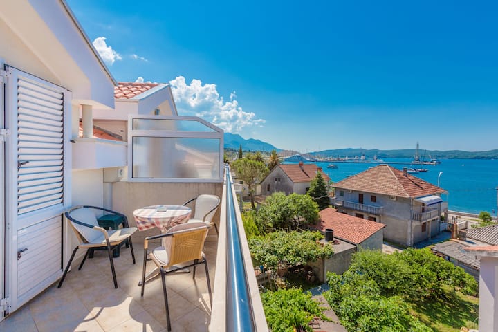 Apartment With A Beautiful Sea View - Montenegro