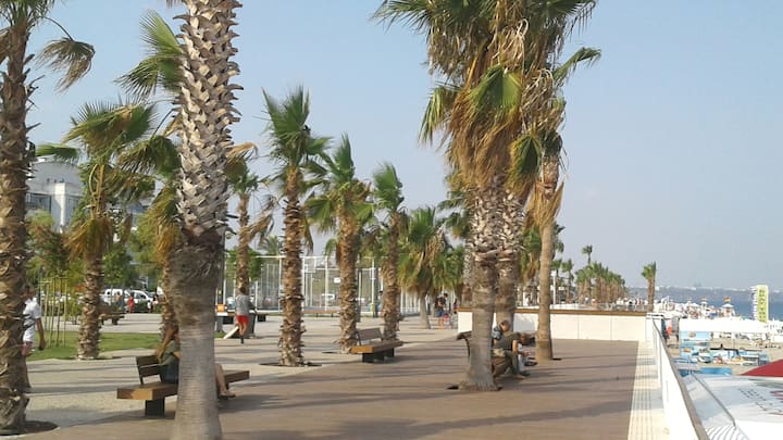 1+1 Ful Esyalı Havuzludaire Denize 10dakika Yürüme - Antalya