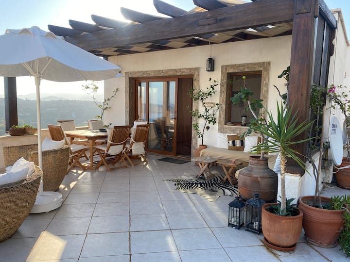 Stunning Penthouse With Great Views - Yalıkavak