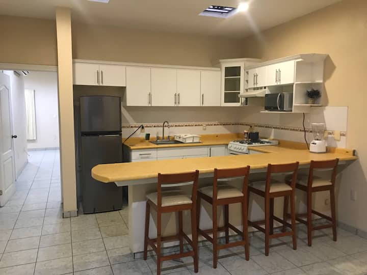 Departamento Entero Planta Alta Cerca Malecòn - Mazatlán