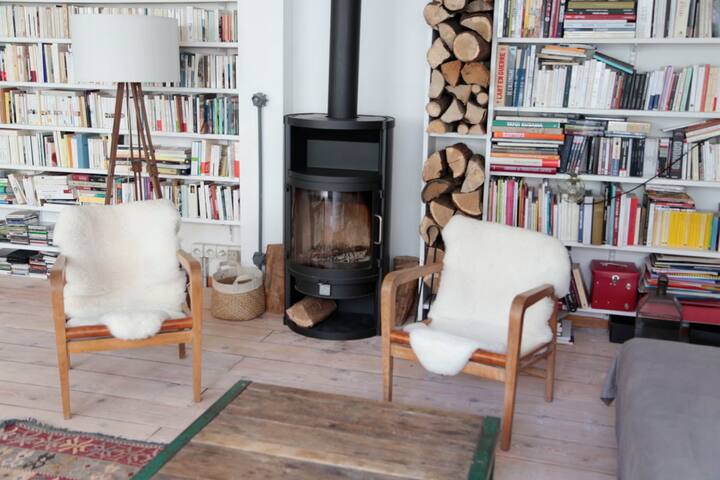 Arty big loft, Paris city center - Lofts for Rent in Paris, Île-de ...