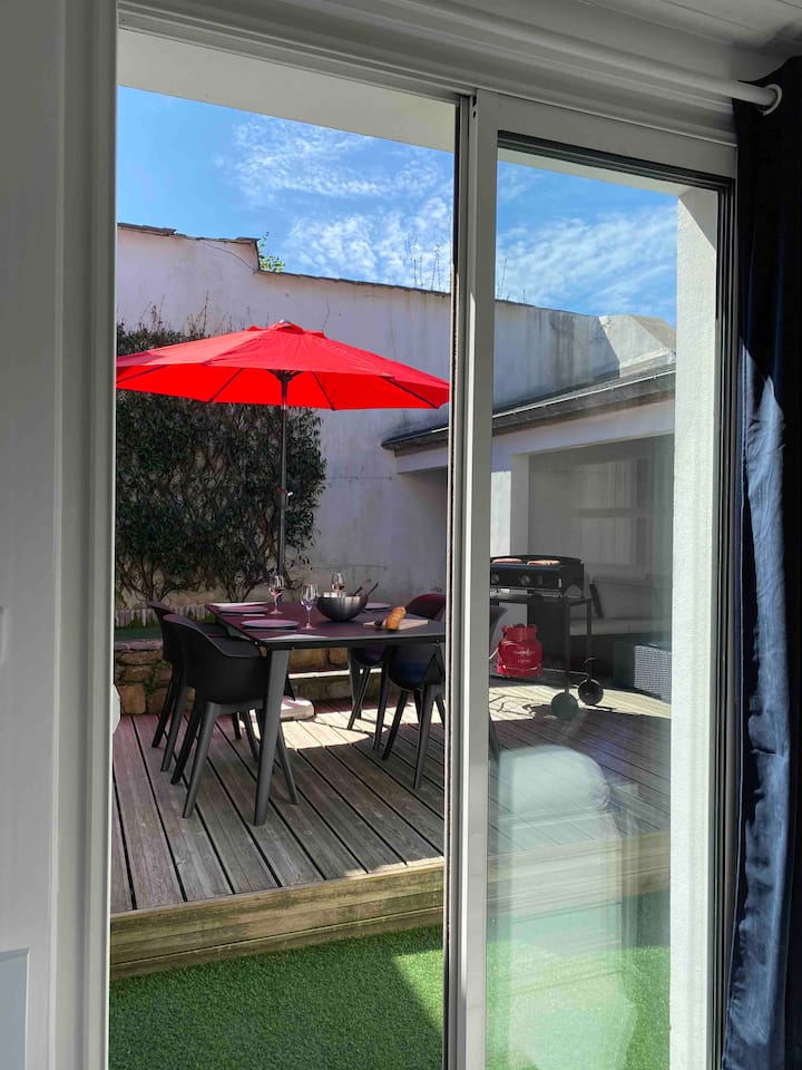 La Petite Piétonne Maison Atypique En Pierre - Carantec