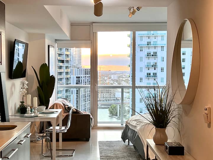 Perfect Studio 5*icon Brickell Pool Spa Full - Miami