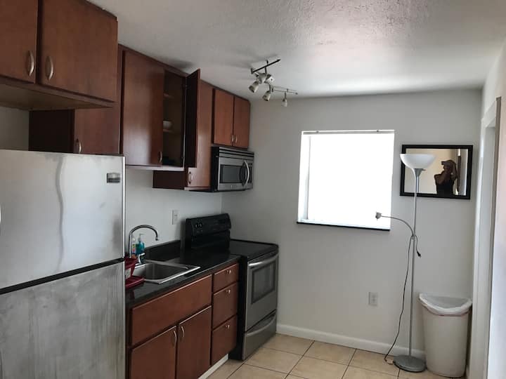 2 Bedroom Apart Uofm Nicklaus Westchester Hospital - Kendall, FL