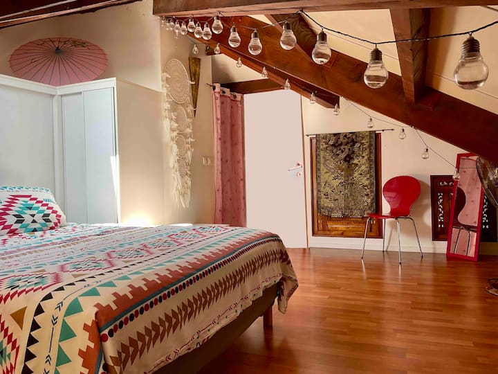 Chambre Et Sdb Privée à Motor Pool- 1 Personne - Nouméa
