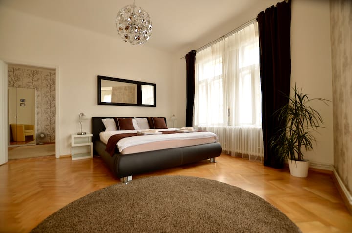 Ba.prague - Apartmán Executive Se 2 Ložnicemi - Praga